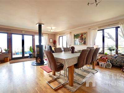 Mistley Marina Guide price £1,750,000